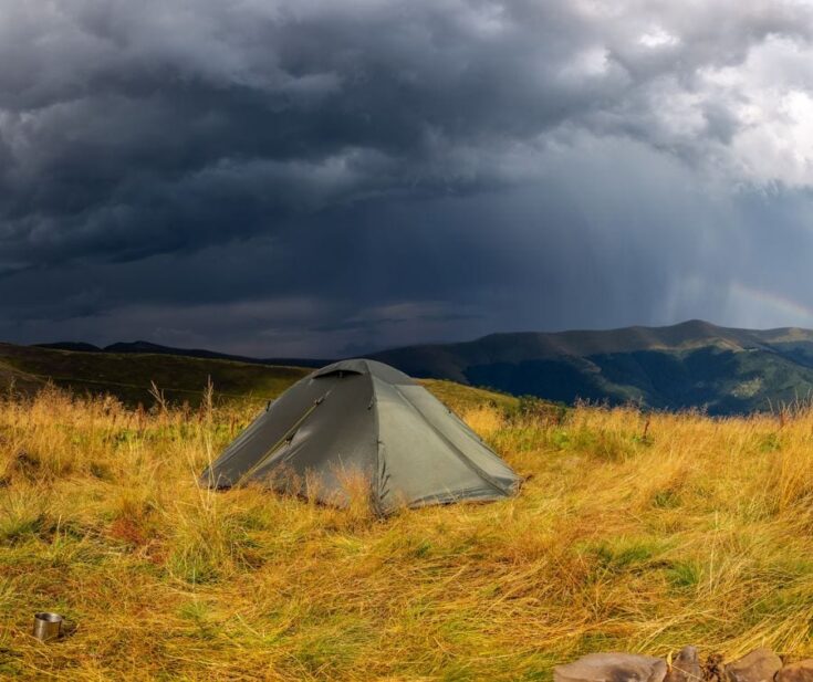 20 Common Problems Faced During Camping (And How to Prepare for Them ...