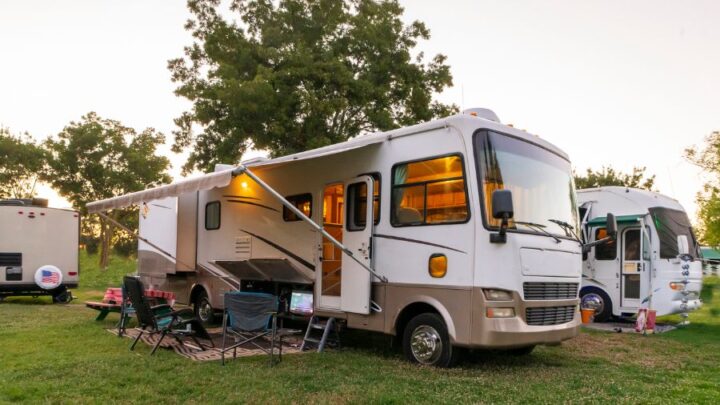 20 Common Problems Faced During Camping (And How to Prepare for Them ...